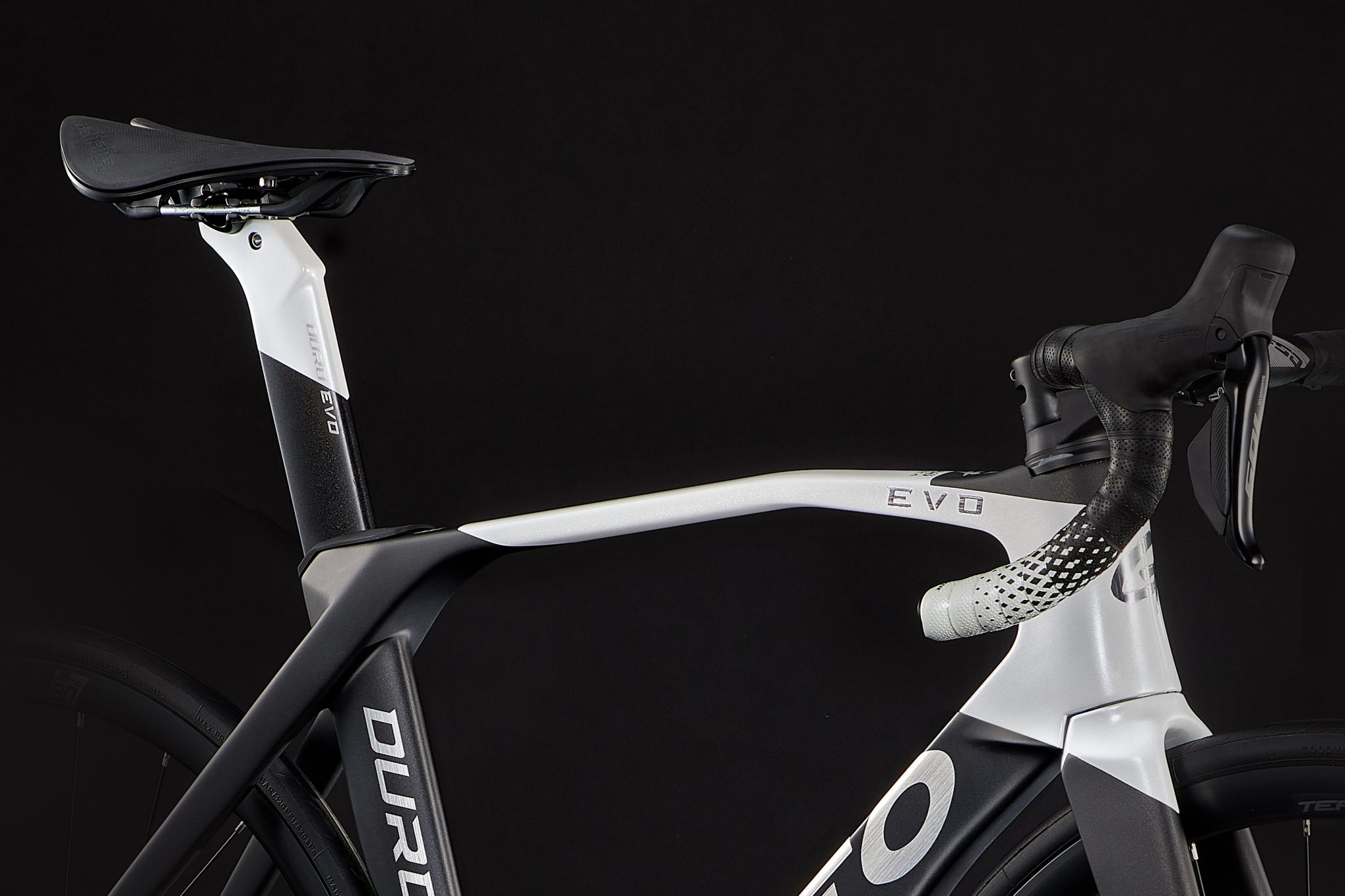 DURO EVO PRO LEGEND – GUSTO